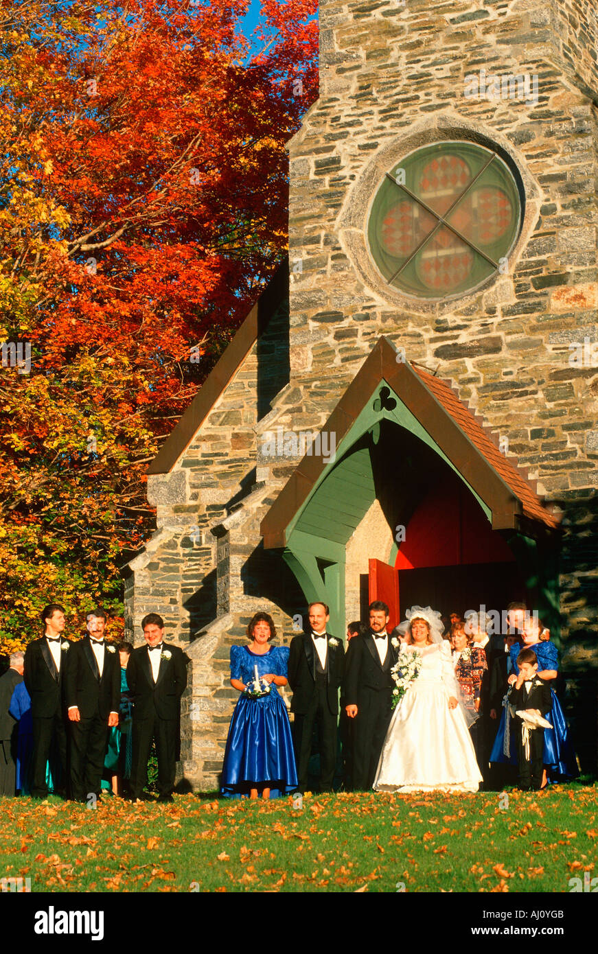 Wedding family church hi-res stock photography and images - Alamy
