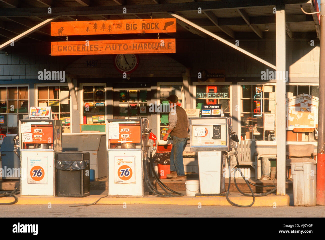 Gas station grocery and hardware store Northwest Washington Stock Photo ...