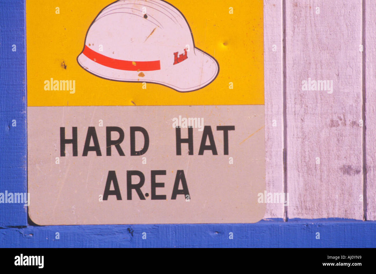 A construction site sign hard hat area Stock Photo - Alamy