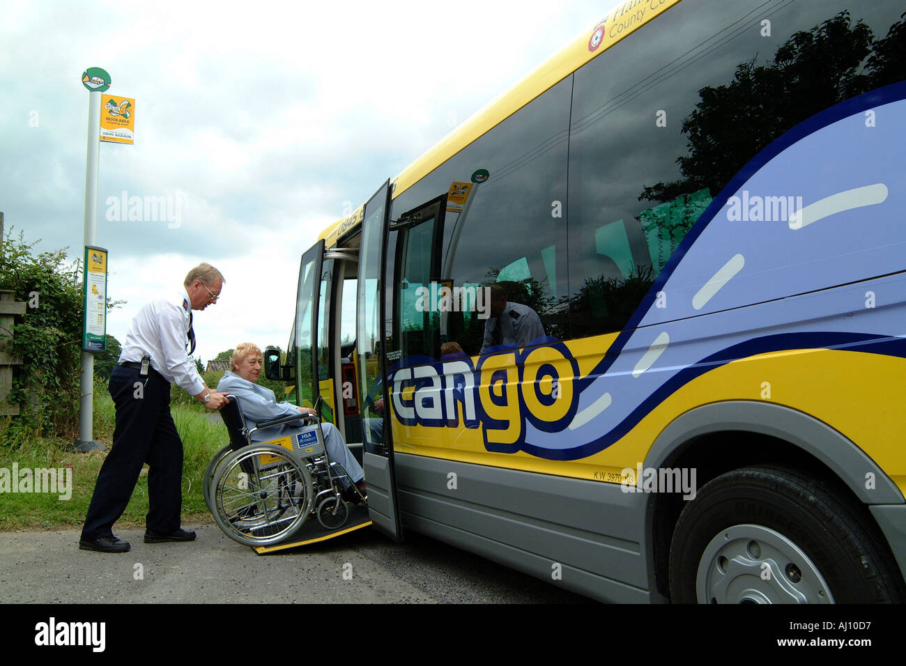 Community bus disability hi-res stock photography and images - Alamy