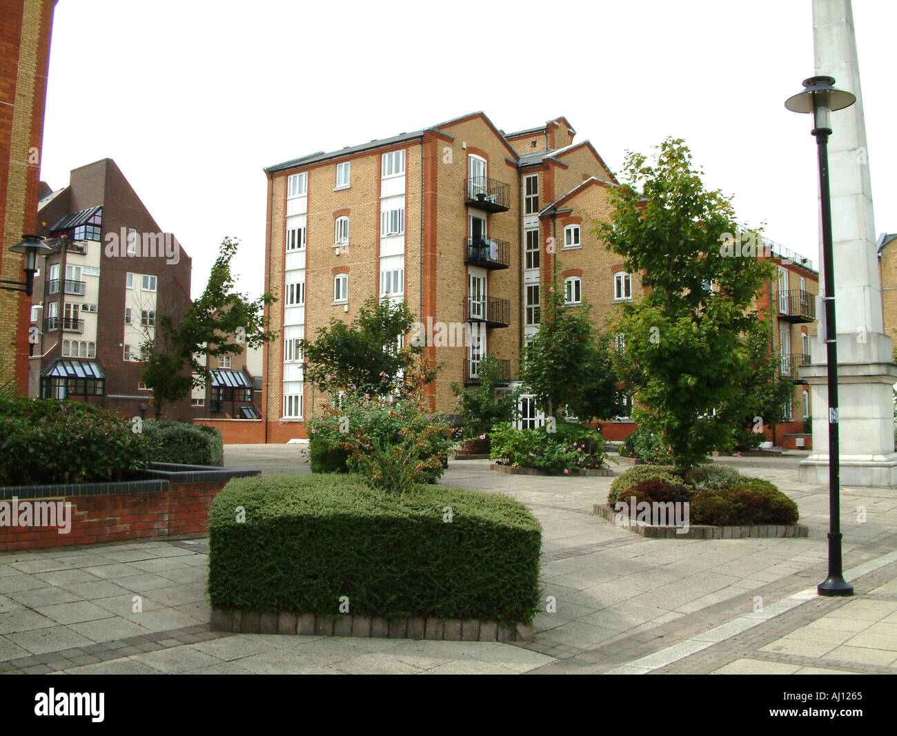 Deptford housing hi-res stock photography and images - Alamy