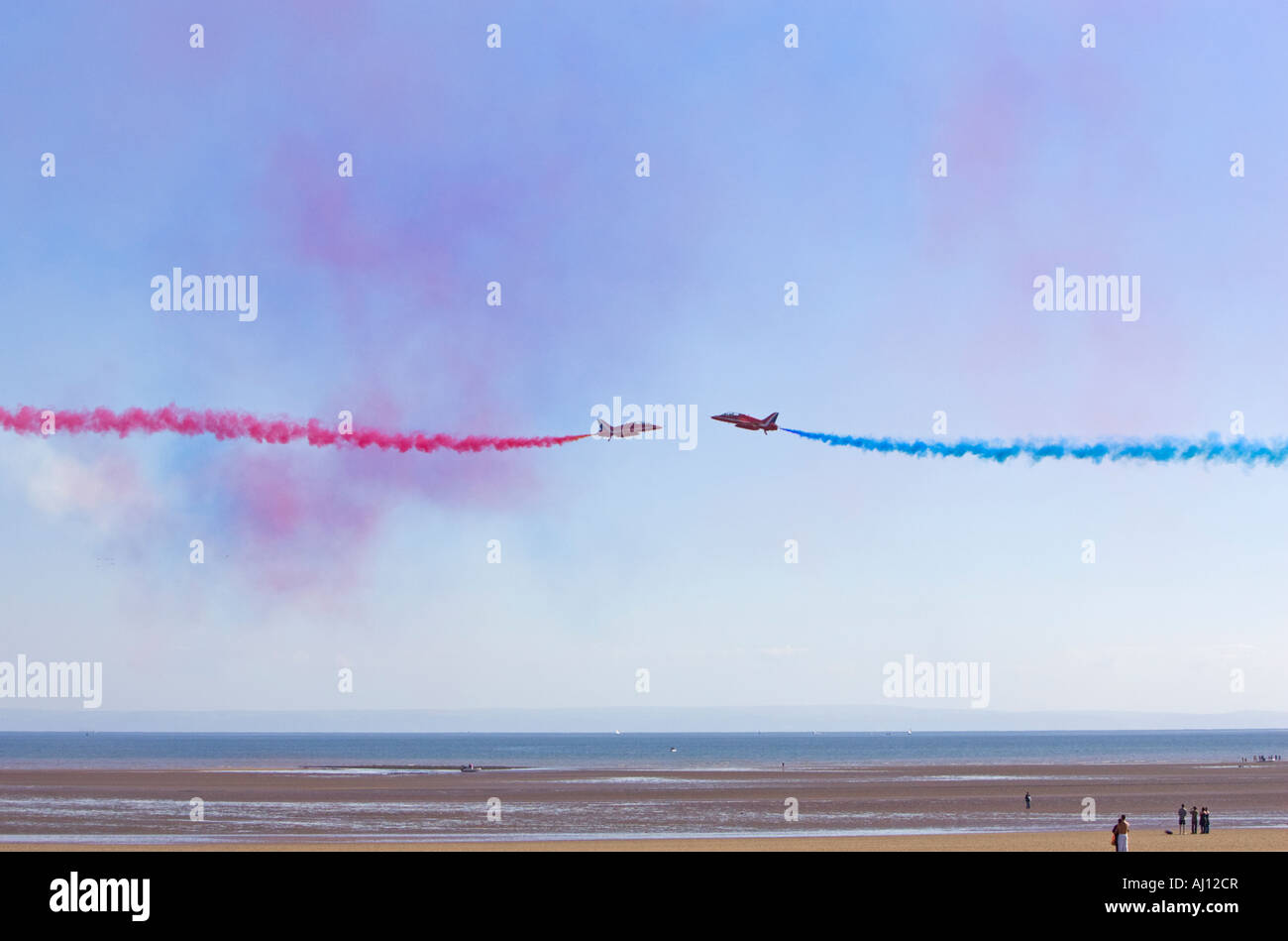 Near miss hi-res stock photography and images - Alamy