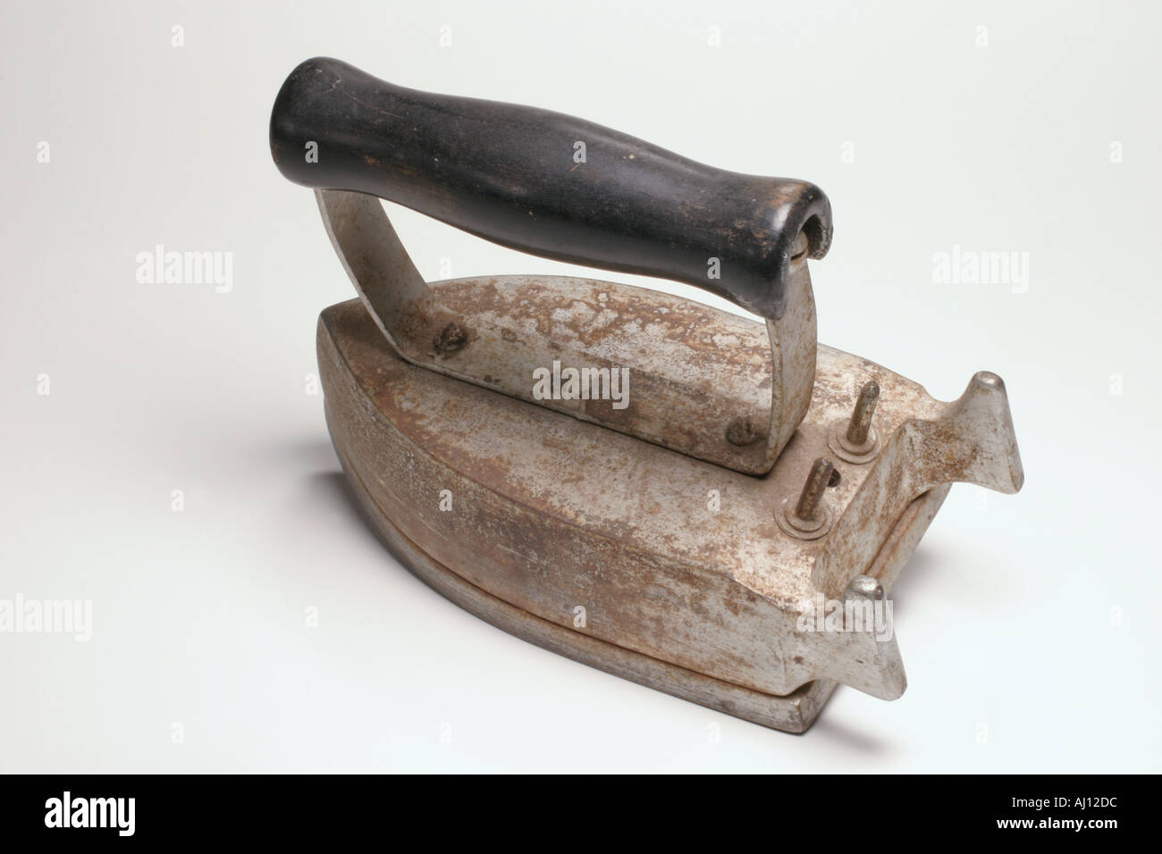 Clothes iron vintage hi-res stock photography and images - Alamy