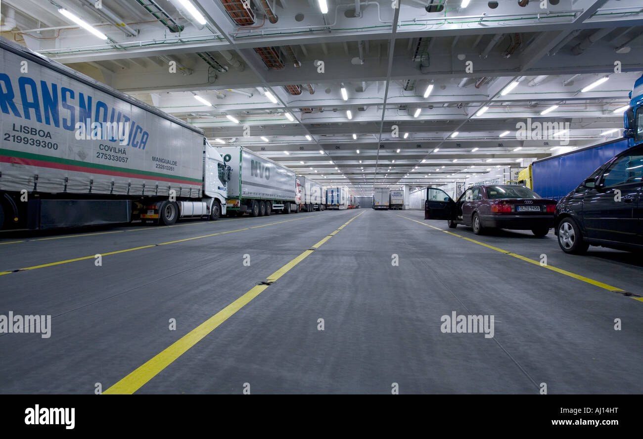 Large car transport ship hi-res stock photography and images - Alamy