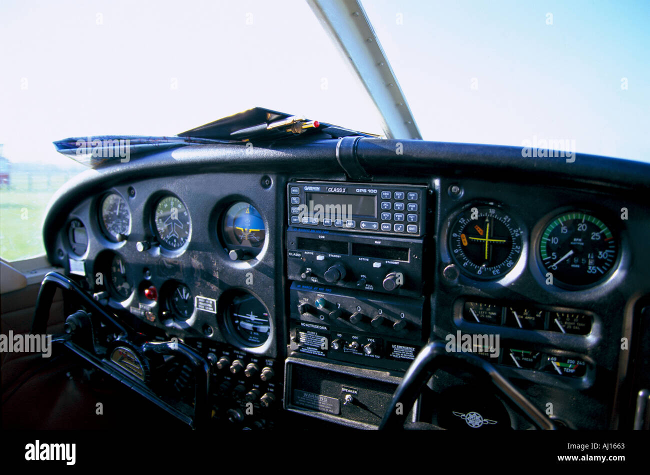 Airplane flight controls hi-res stock photography and images - Alamy