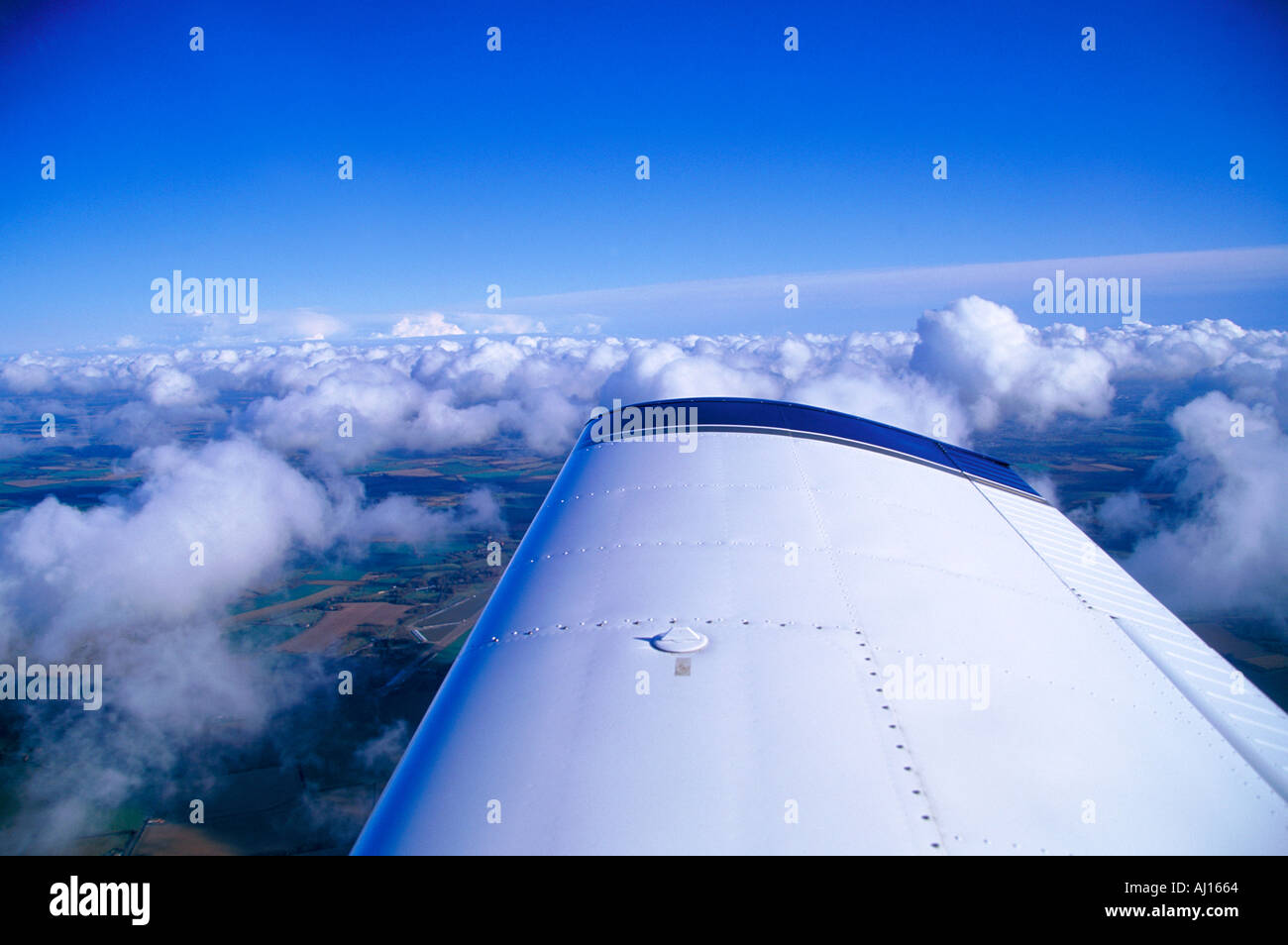 Aircraft wing tip hi-res stock photography and images - Alamy