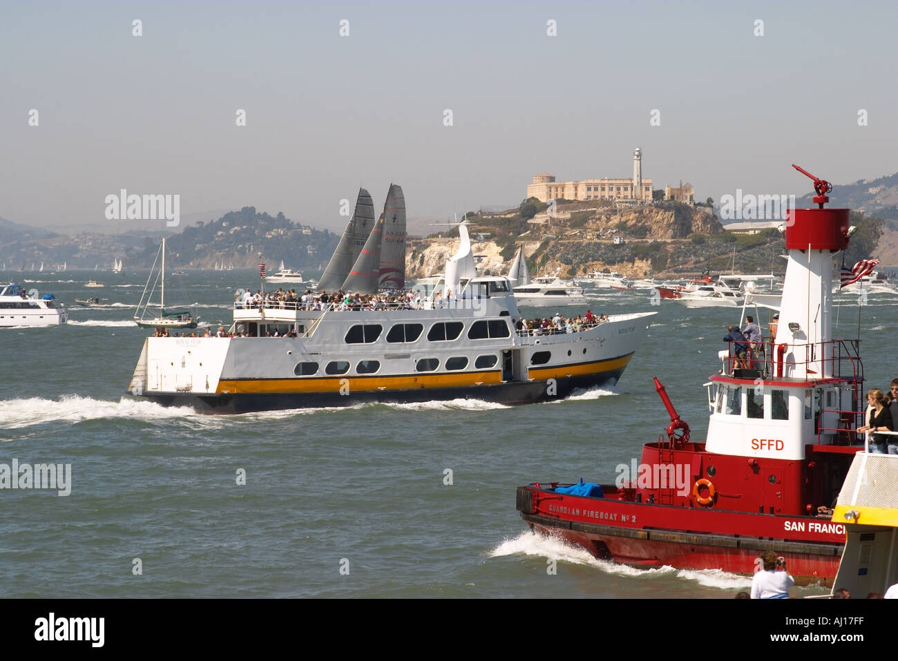 CALIFORNIA San Francisco San Francisco Bay variety of sail and power ...