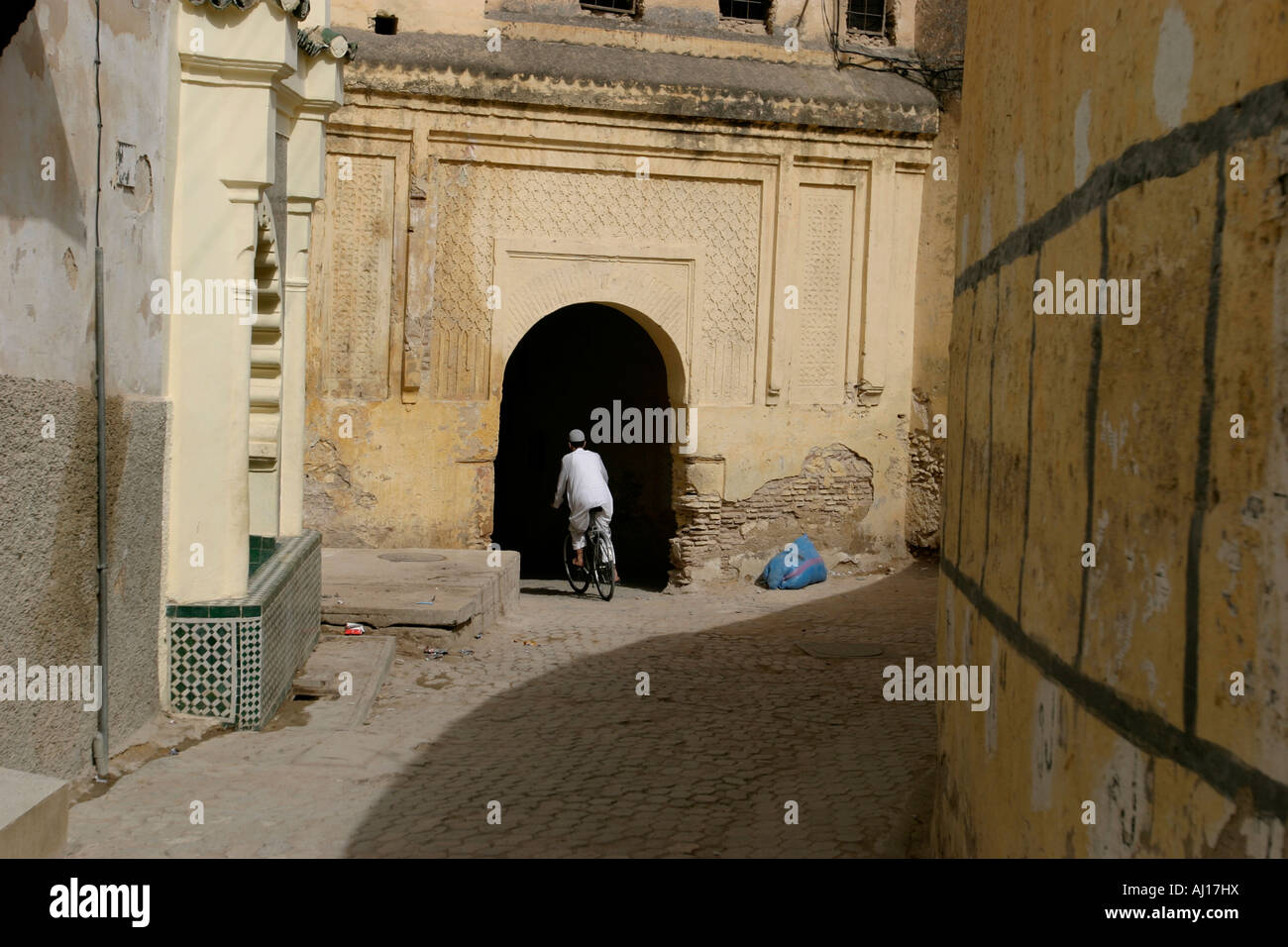 Fez architecture hi-res stock photography and images - Alamy