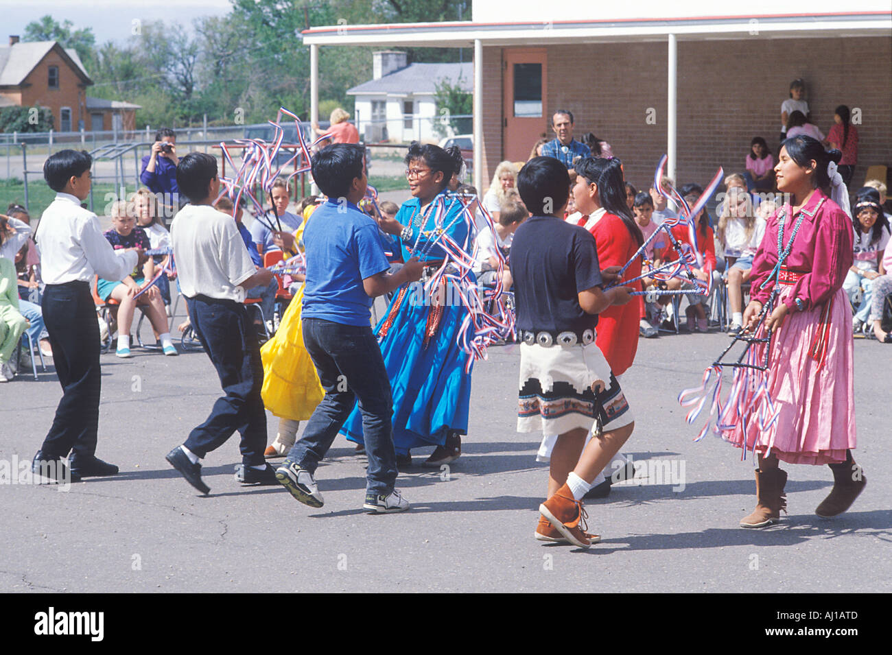 Navajo school children hi-res stock photography and images - Alamy