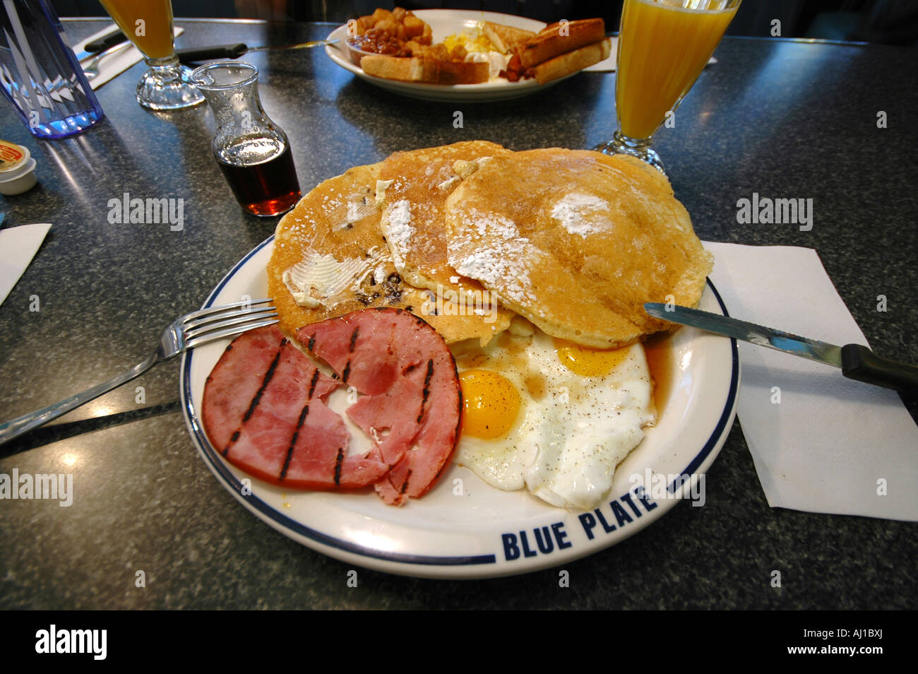 American diner breakfast hi-res stock photography and images - Alamy