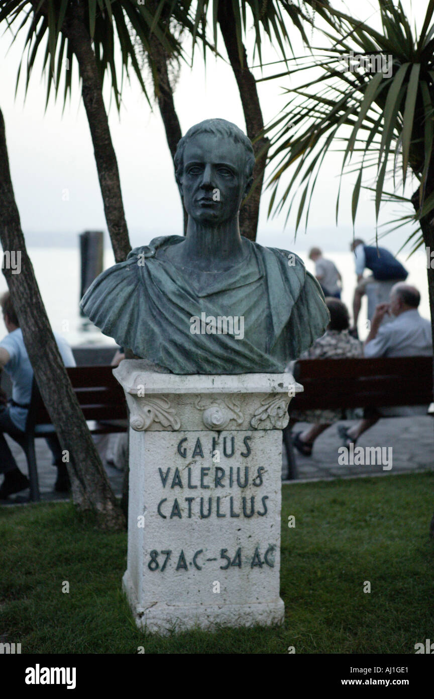 Gaius valerius catullus hi-res stock photography and images - Alamy