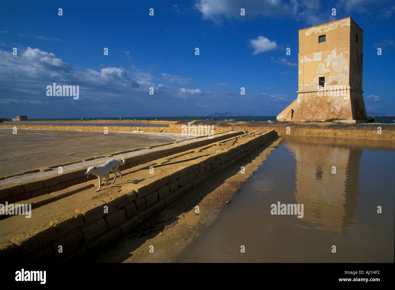 Torre nubia hi-res stock photography and images - Alamy