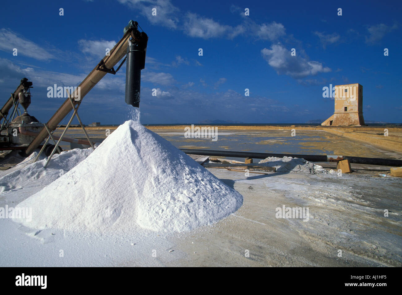 Nubia tower sicily hi-res stock photography and images - Alamy