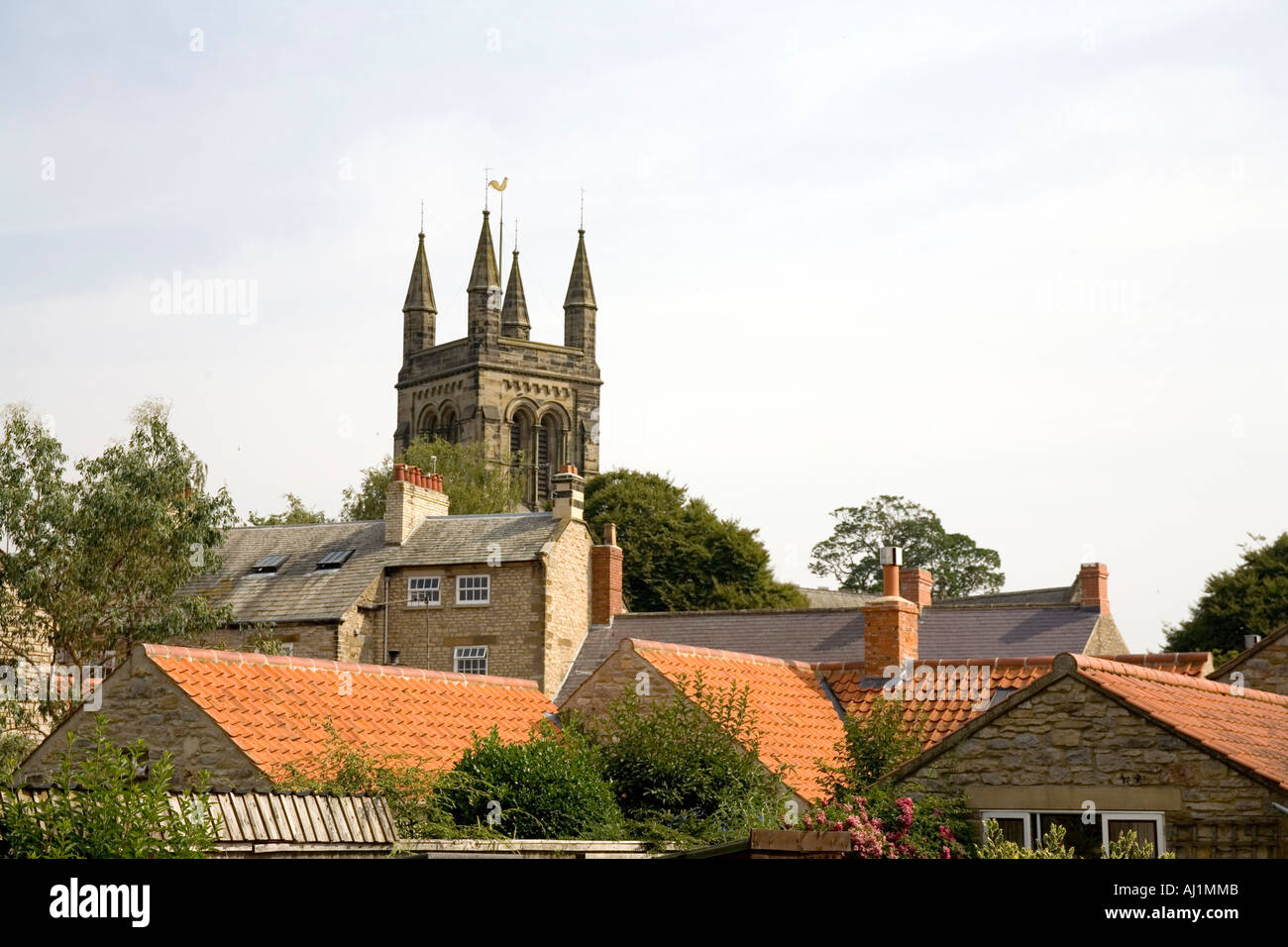 Saints parish church helmsley north hi-res stock photography and images ...