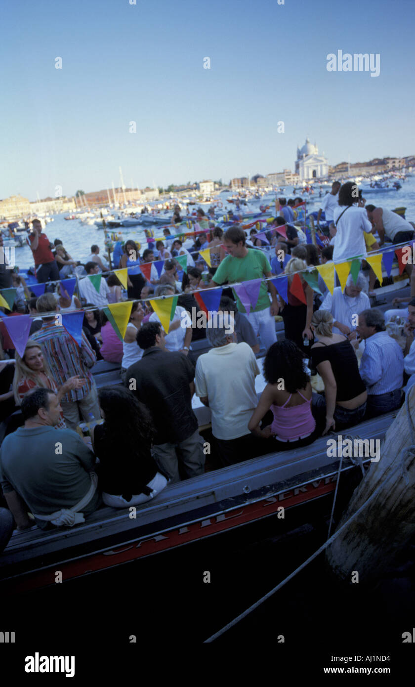 People redentore feast venice veneto hi-res stock photography and ...