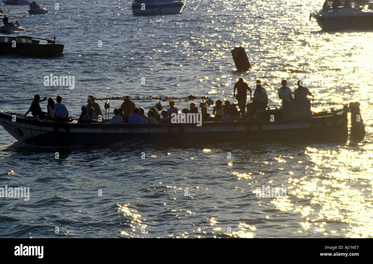 People redentore feast venice veneto hi-res stock photography and ...
