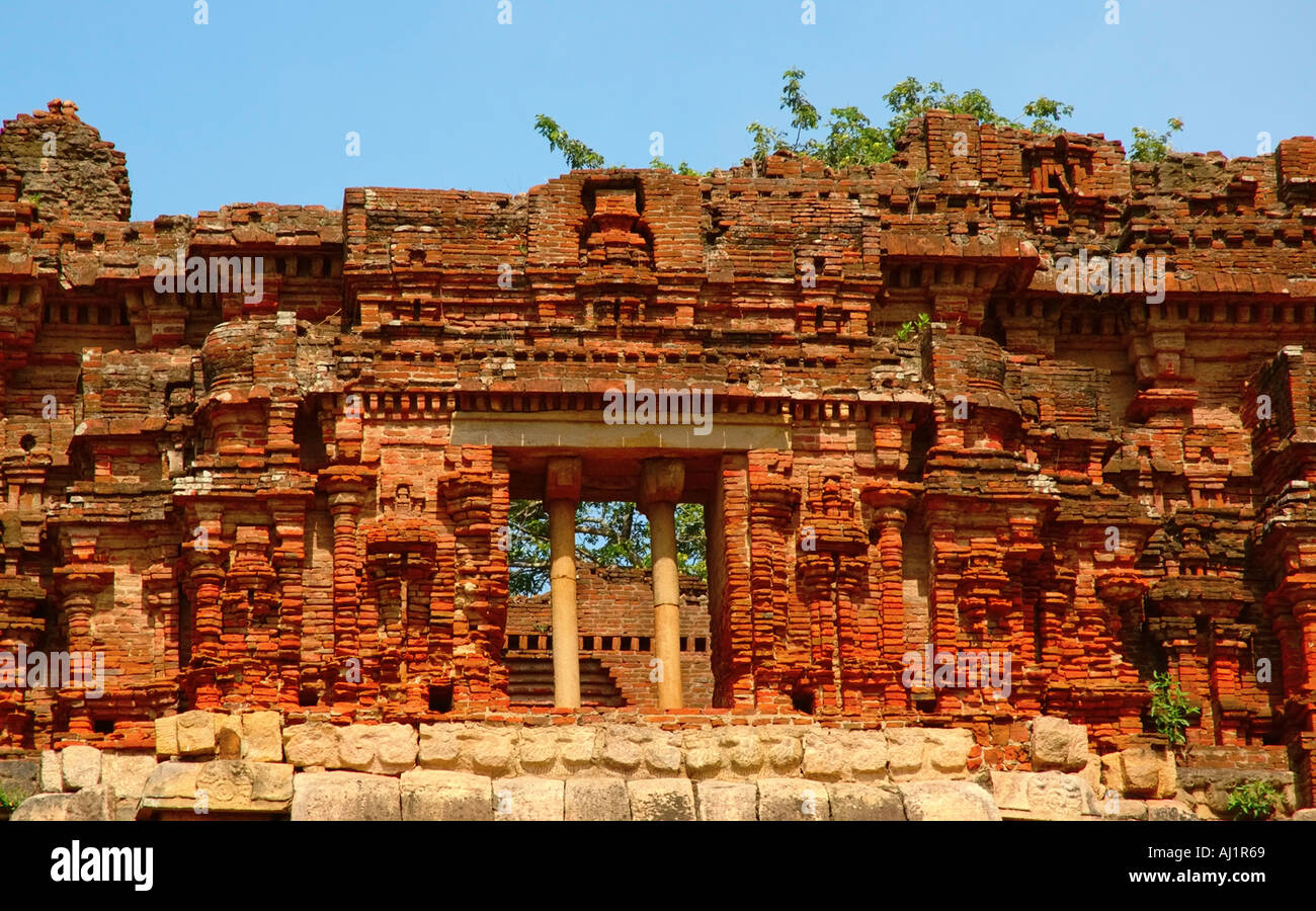 Facade of an ancient temple in South India Stock Photo - Alamy