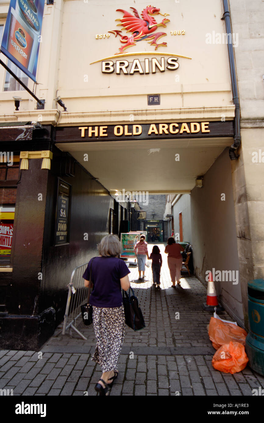 Old arcade cardiff hi-res stock photography and images - Alamy