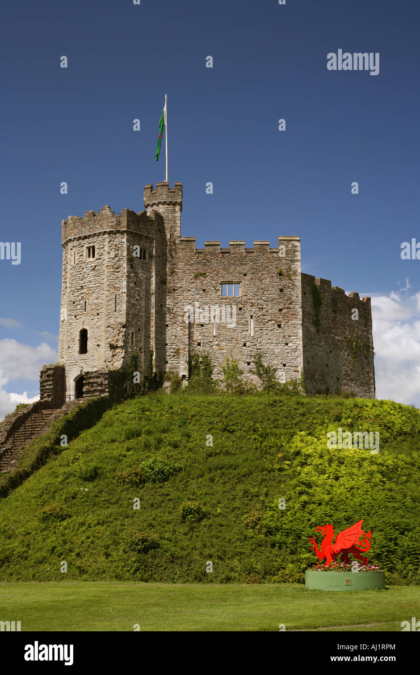 Welsh dragon historical hi-res stock photography and images - Alamy