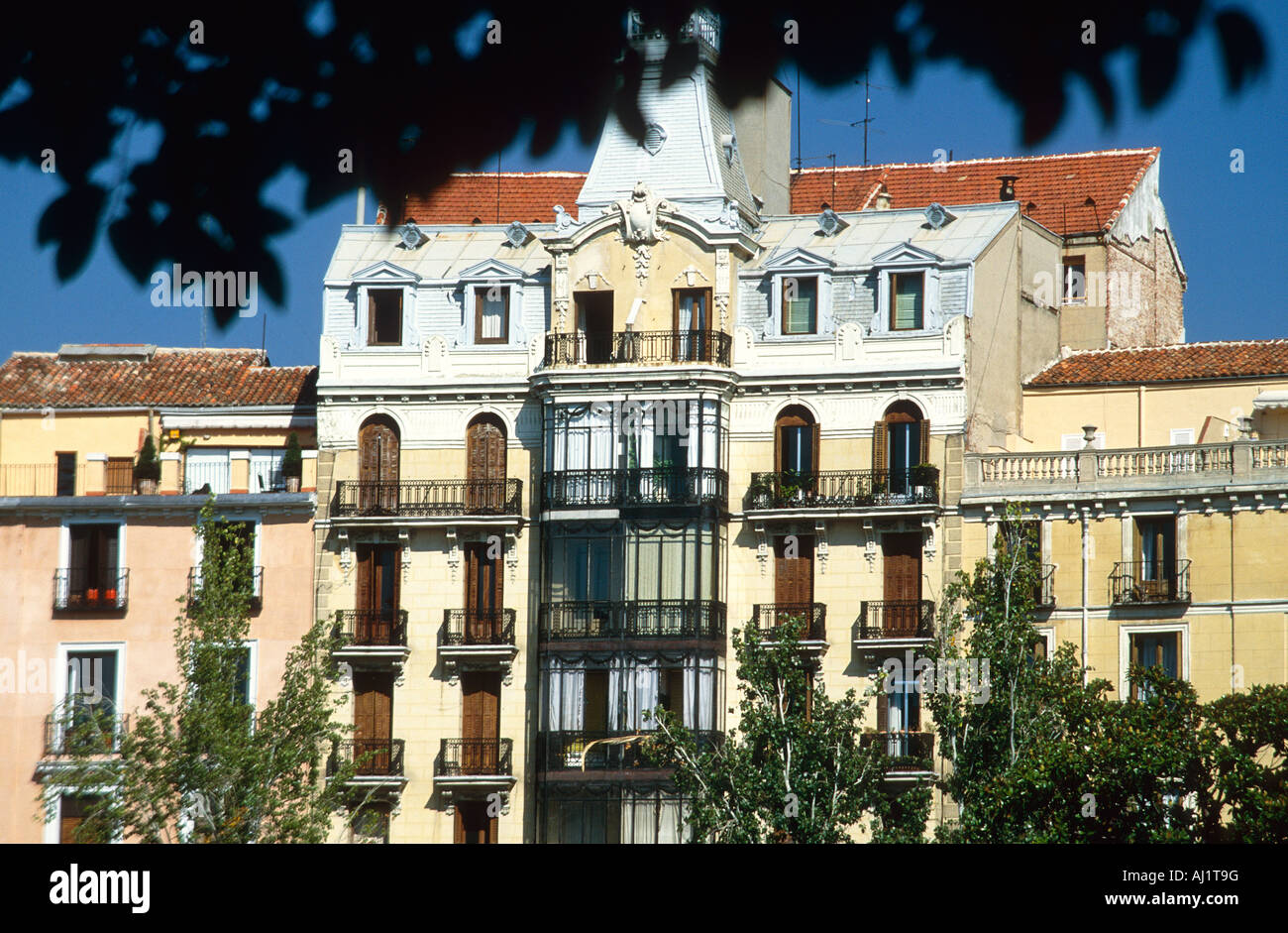 Old apartment buildings madrid hi-res stock photography and images - Alamy