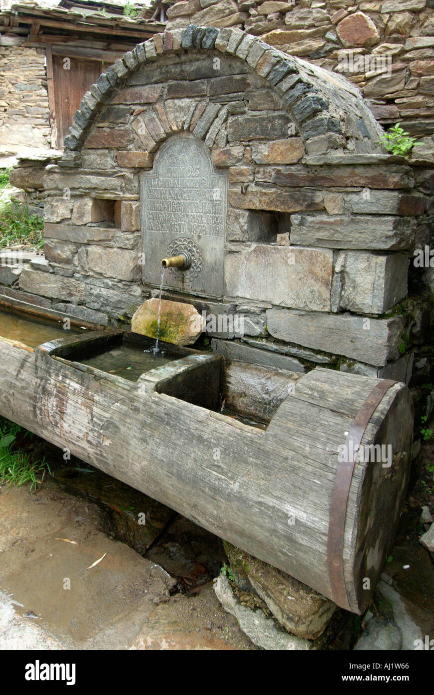 Trough spout hi-res stock photography and images - Alamy