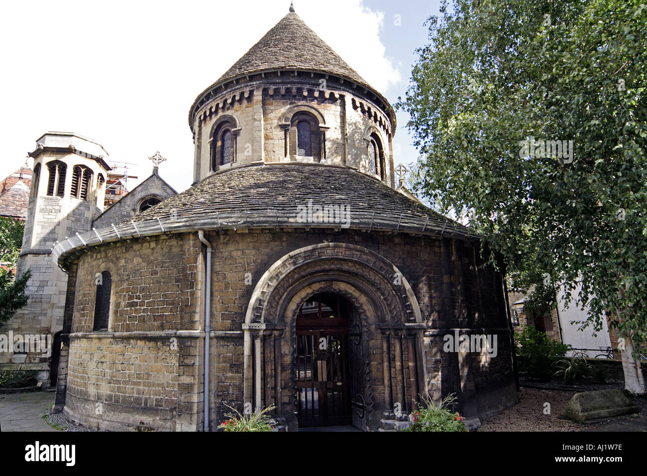 The round church cambridge hi-res stock photography and images - Alamy