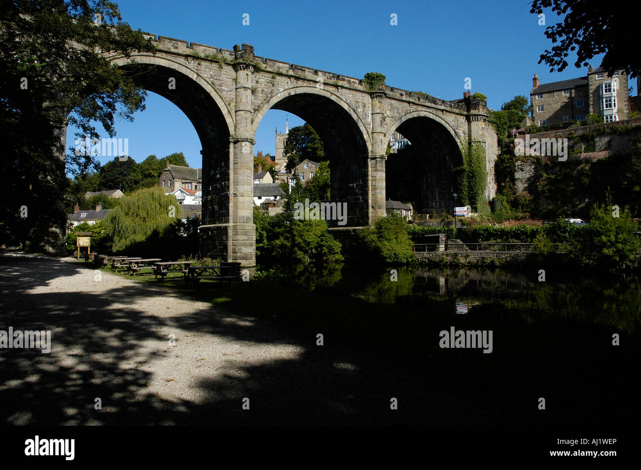 Knaresborough viaduct construction hi-res stock photography and images ...