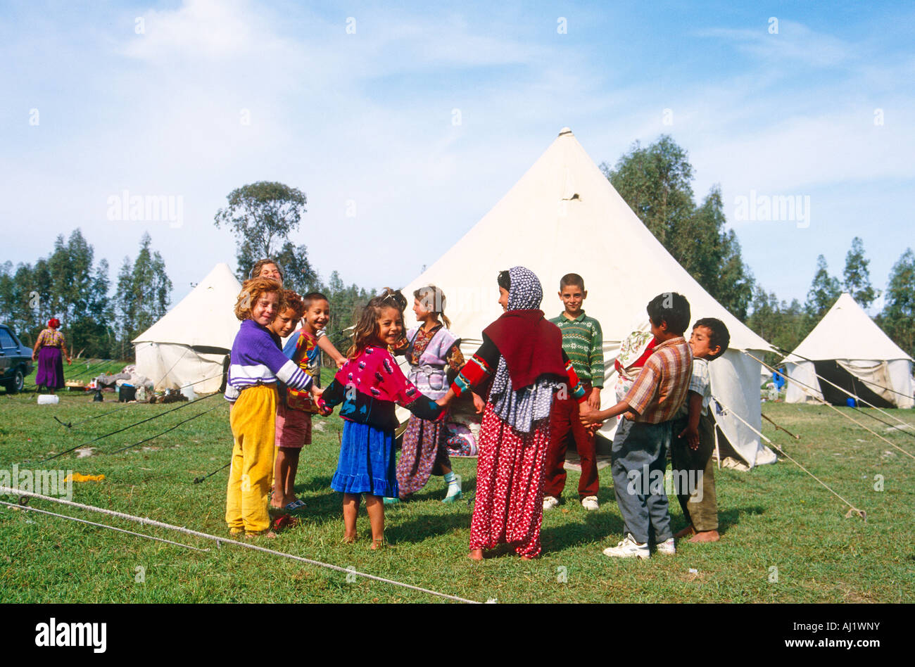 Gypsy children hi-res stock photography and images - Alamy