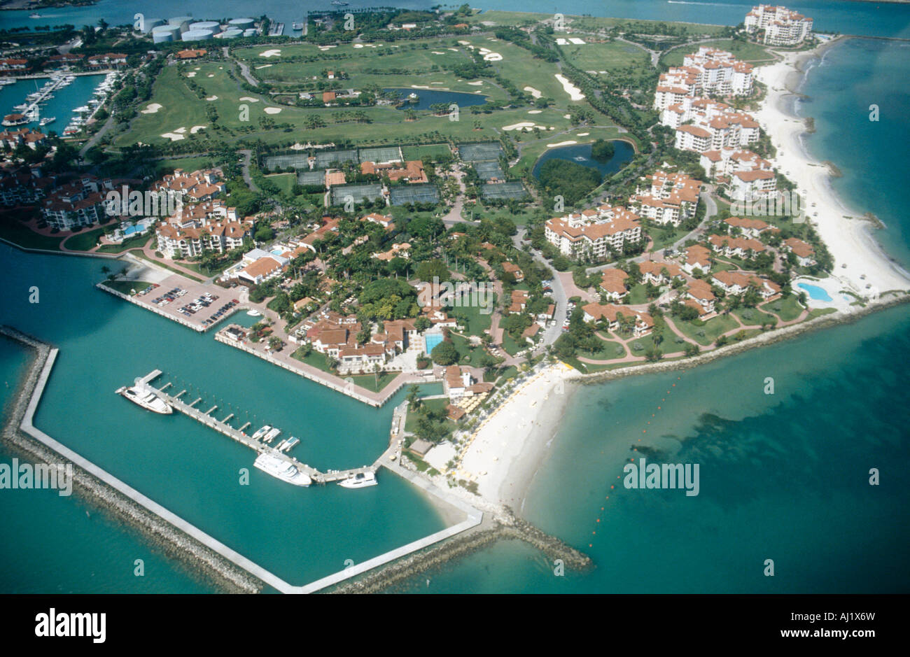 aerial view miami waterside homes Stock Photo - Alamy