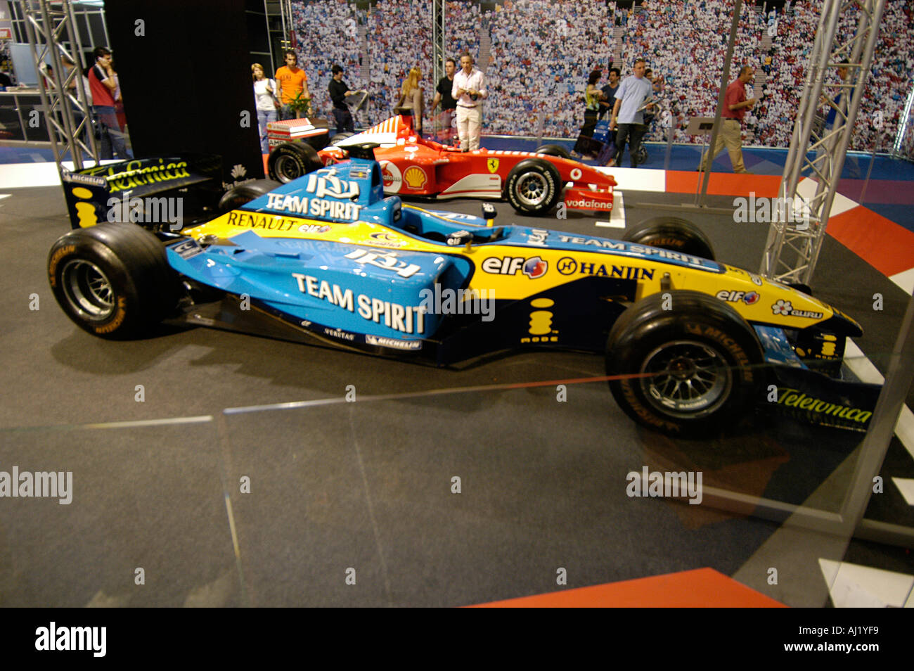 Formula 1 race 2005 hi-res stock photography and images - Alamy