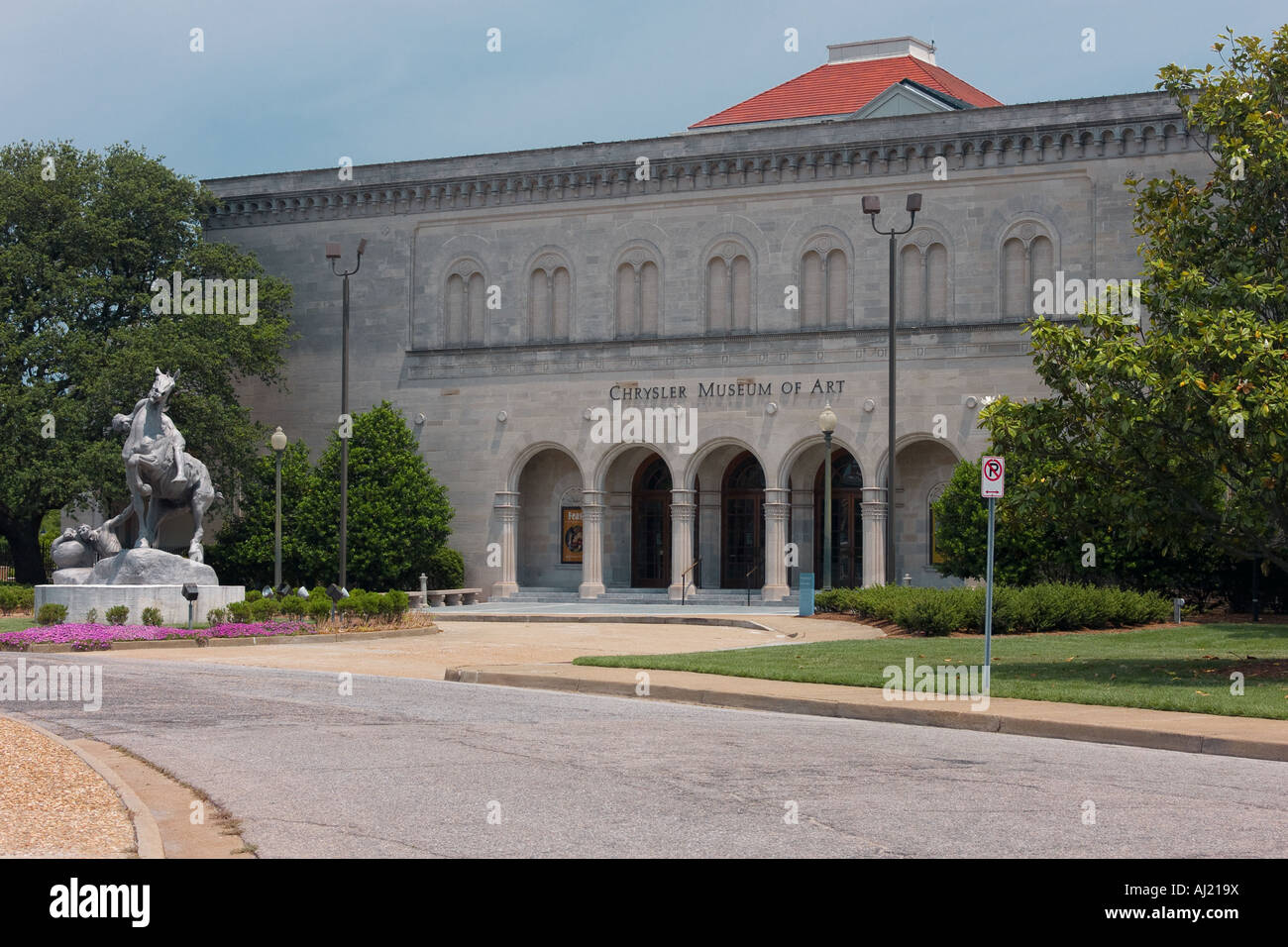 Chrysler museum of art hi-res stock photography and images - Alamy