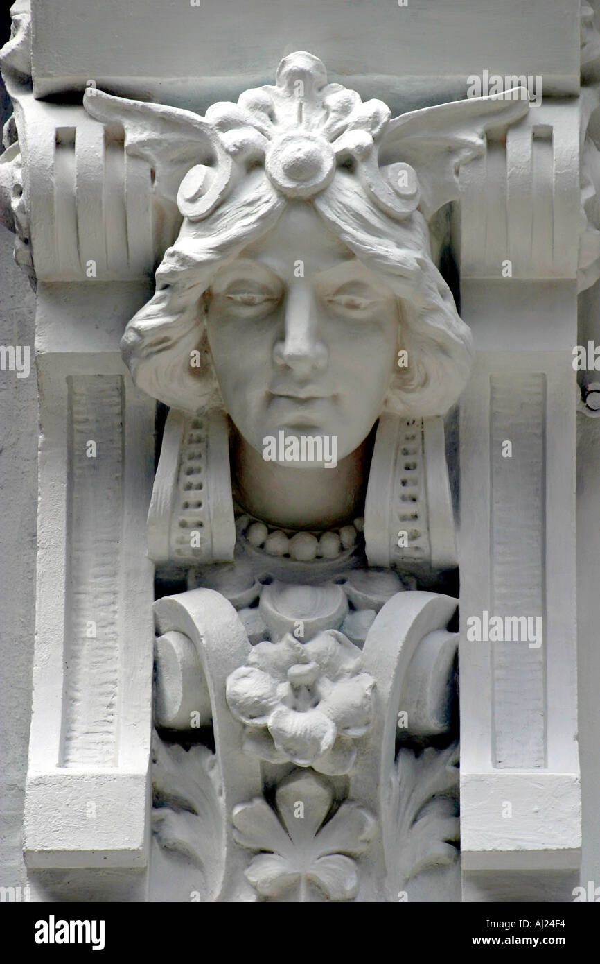 Ornament on a building hi-res stock photography and images - Alamy