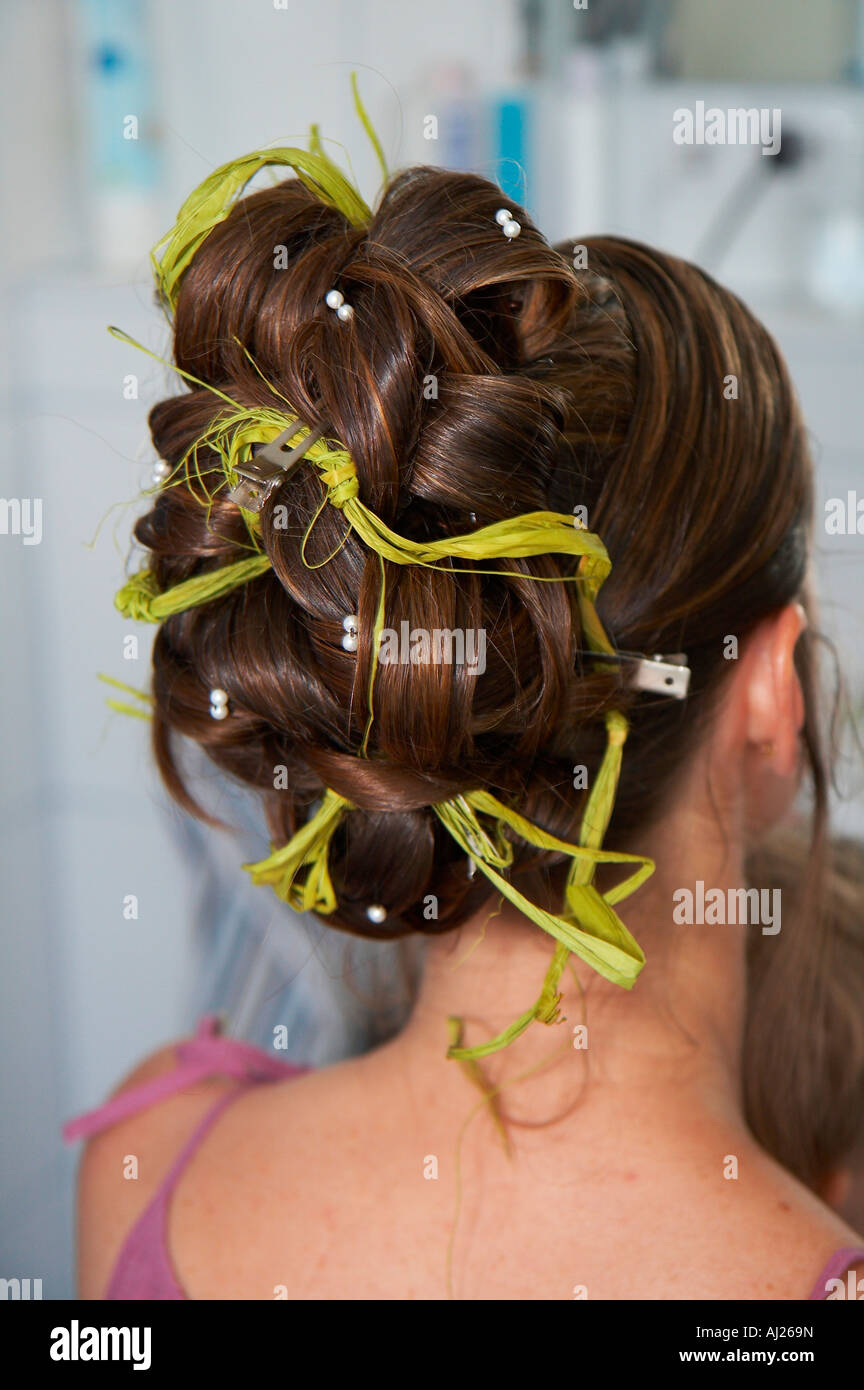 hair-do for wedding Stock Photo - Alamy