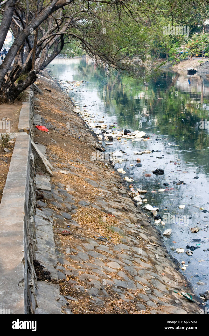 Polluted River Filled with Rubbish Jakarta Indonesia Stock Photo - Alamy