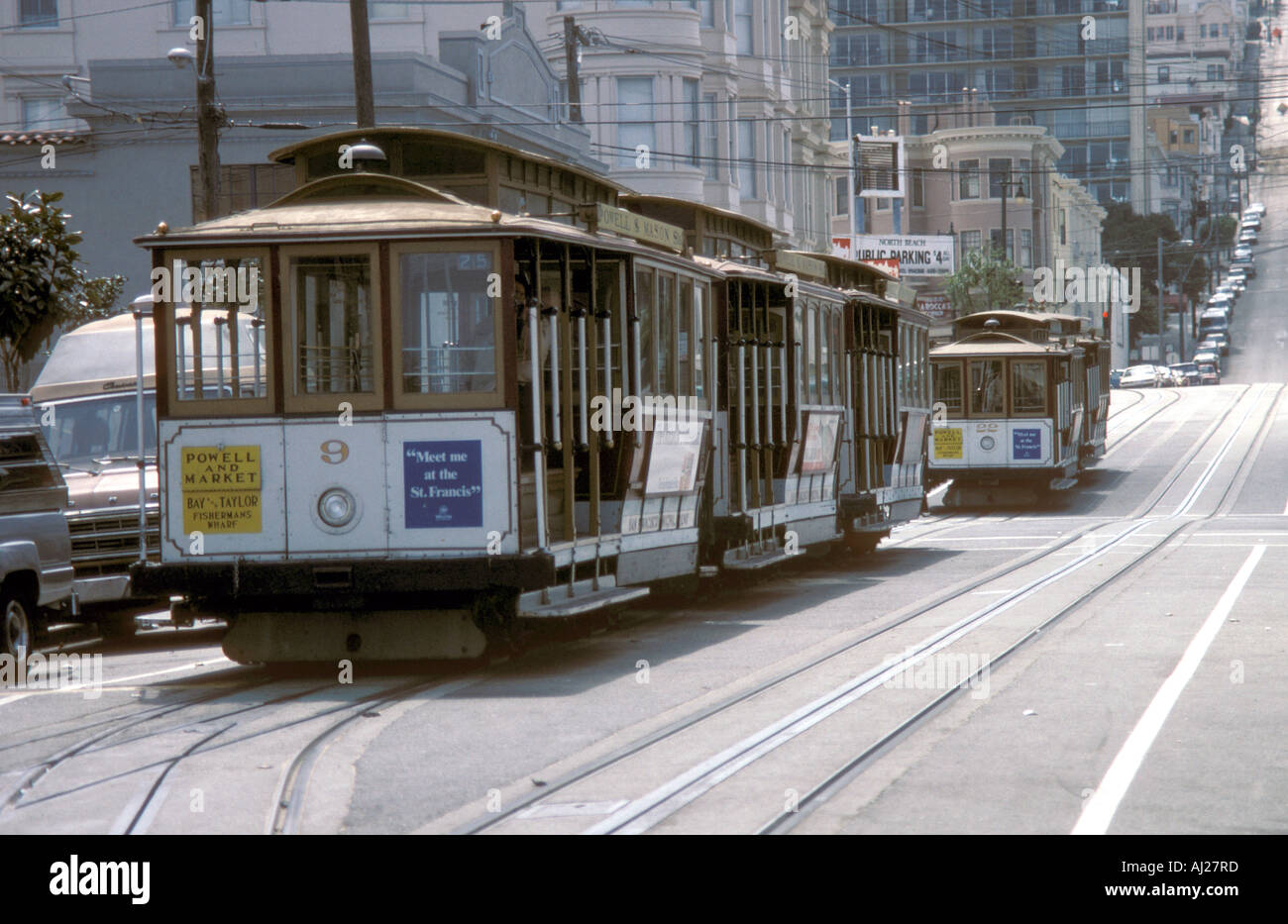 Powell and mason cable car hi-res stock photography and images - Alamy