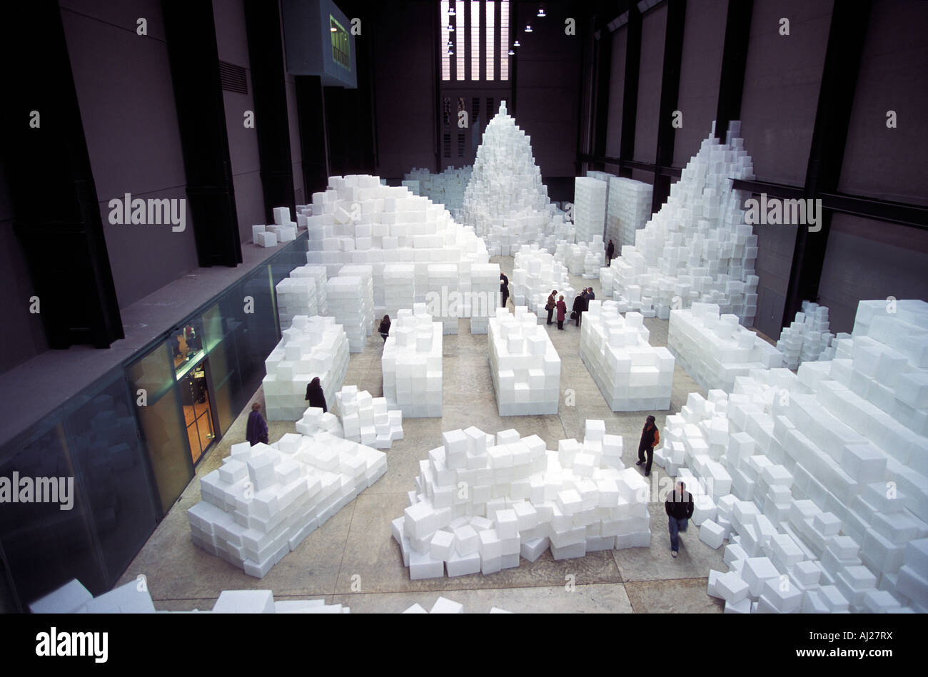 United Kingdom, London, Tate Modern, turbine hall, embankment, Rachel ...
