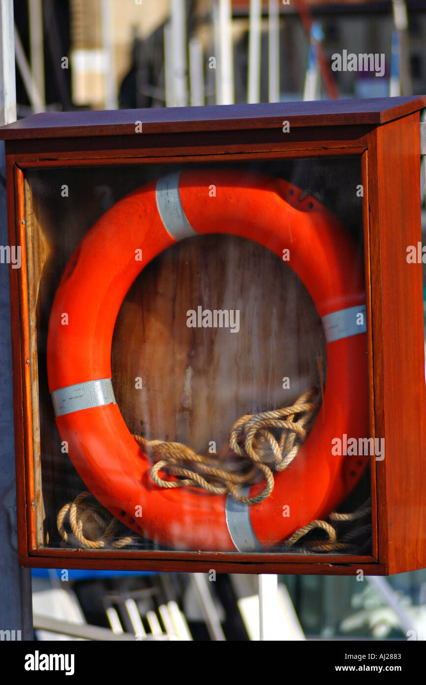 Life safeguard hi-res stock photography and images - Alamy