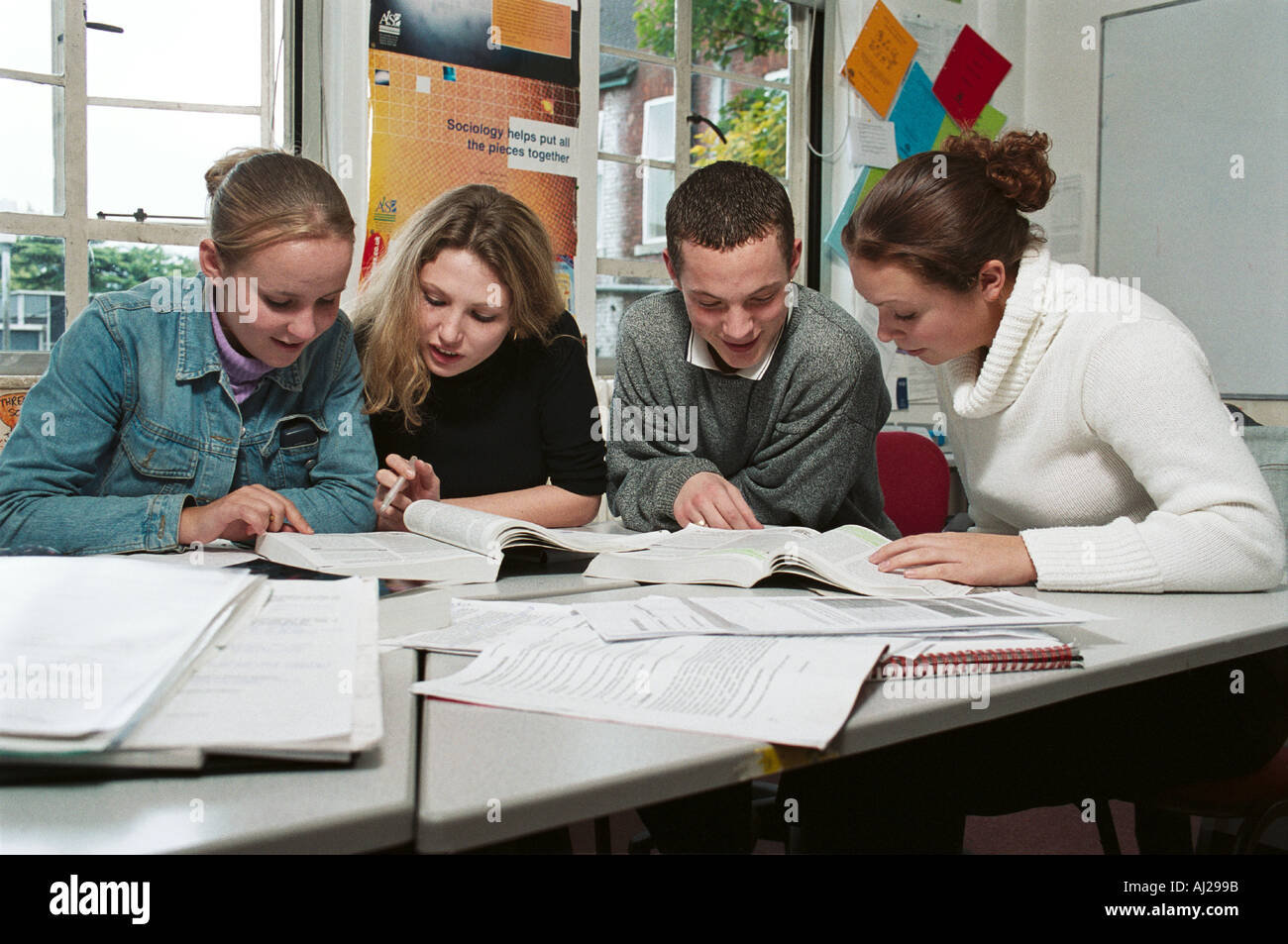 6th form classroom hi-res stock photography and images - Alamy