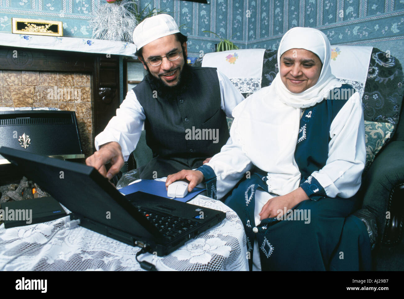 UK ASIAN MUSLIM SALIM ISMAIL KHOLWADIA NOMINATED FOR AWARD Stock Photo ...