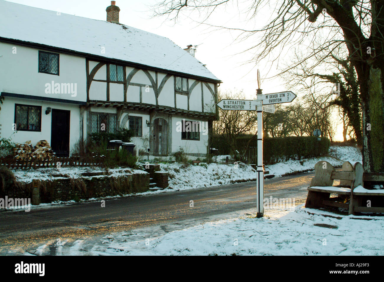 English Country Cottages in the Snow Micheldever Hants England UK Stock ...