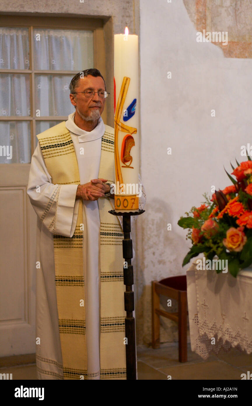 priest in church Stock Photo - Alamy