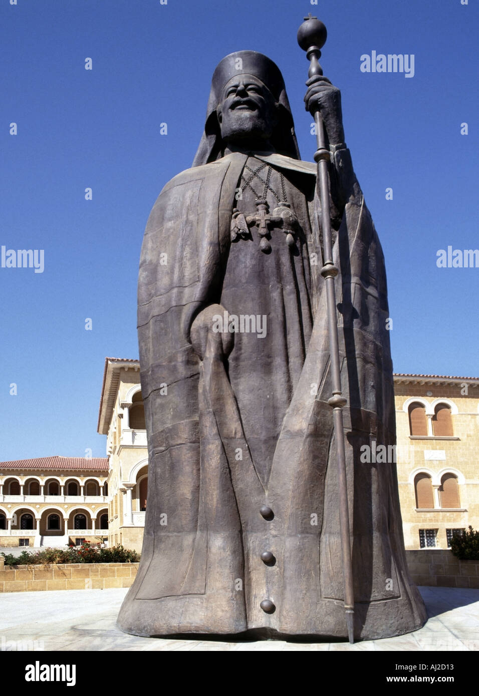 Archbishop makarios monument cyprus hi-res stock photography and images ...