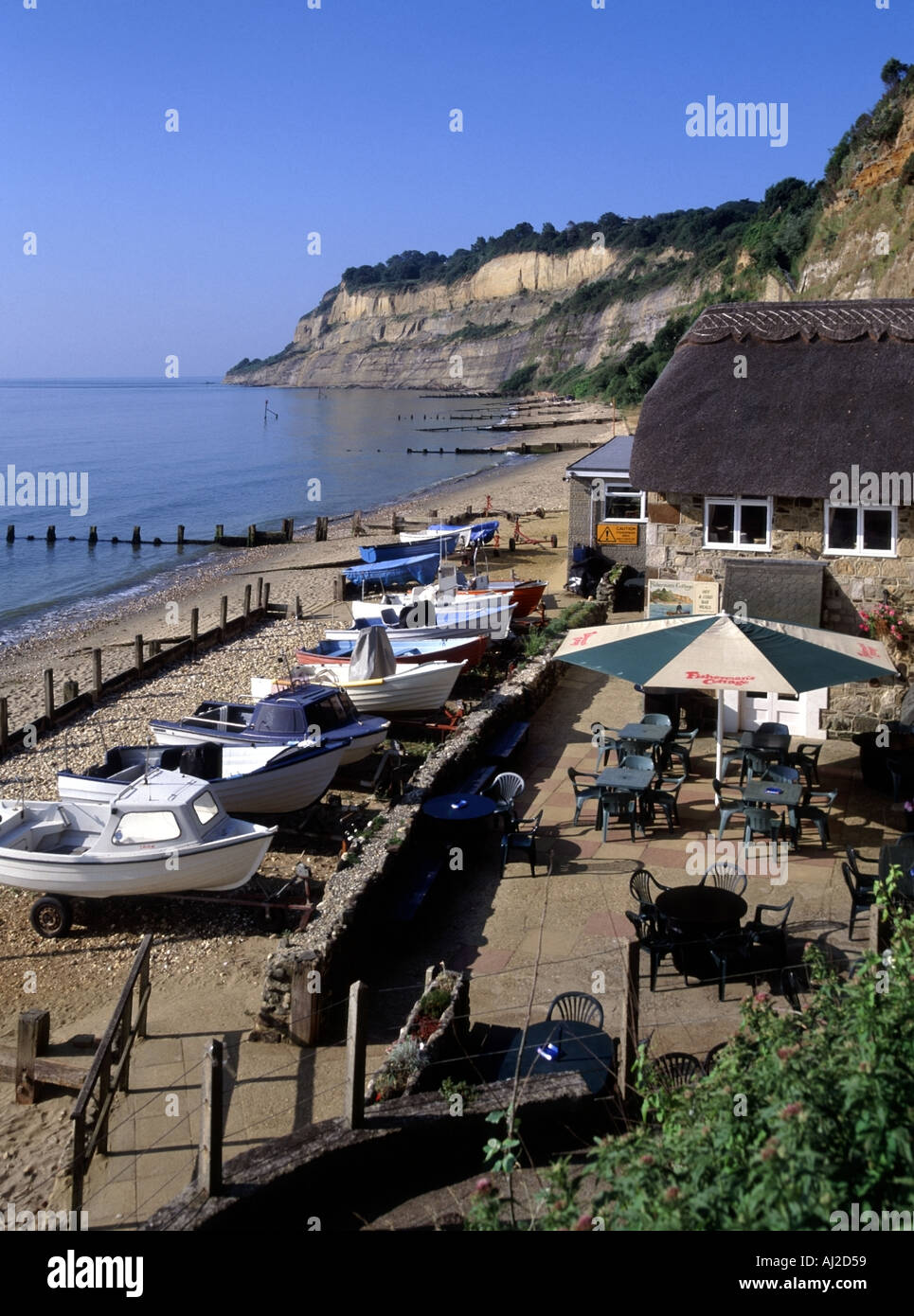 Shanklin beach seafront isle wight hi-res stock photography and images ...