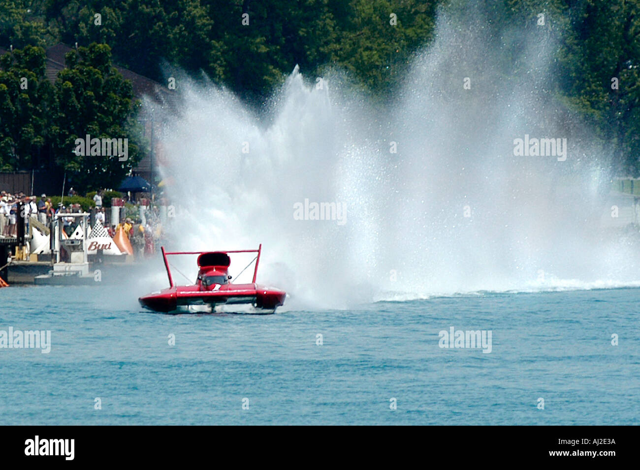Hydroplane race team hi-res stock photography and images - Alamy