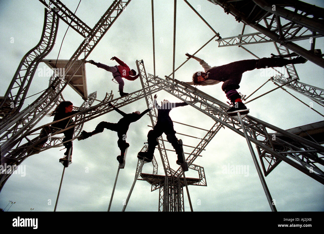 Spider stretching hi-res stock photography and images - Alamy