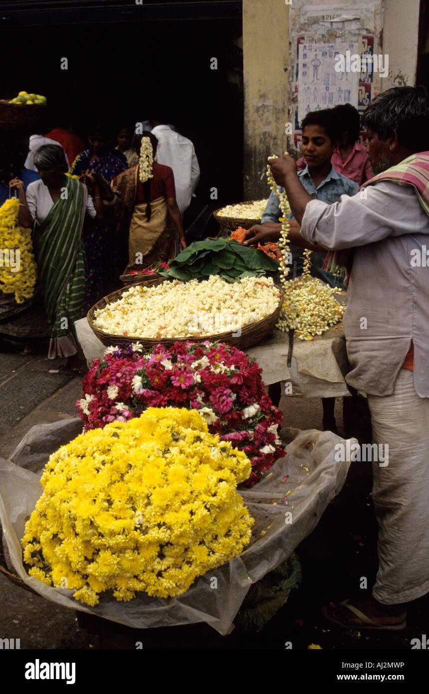 South India Karnataka Mysore Flower Market Stock Photo - Alamy