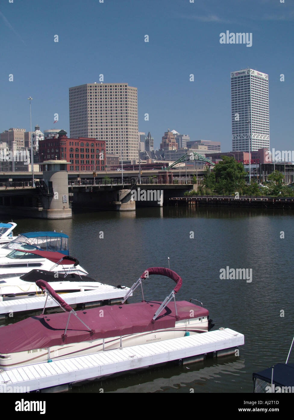 Milwaukee boats hi-res stock photography and images - Alamy