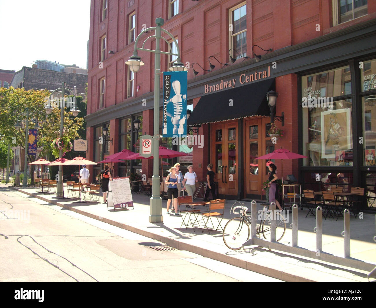 Wisconsin milwaukee historic third ward hi-res stock photography and ...