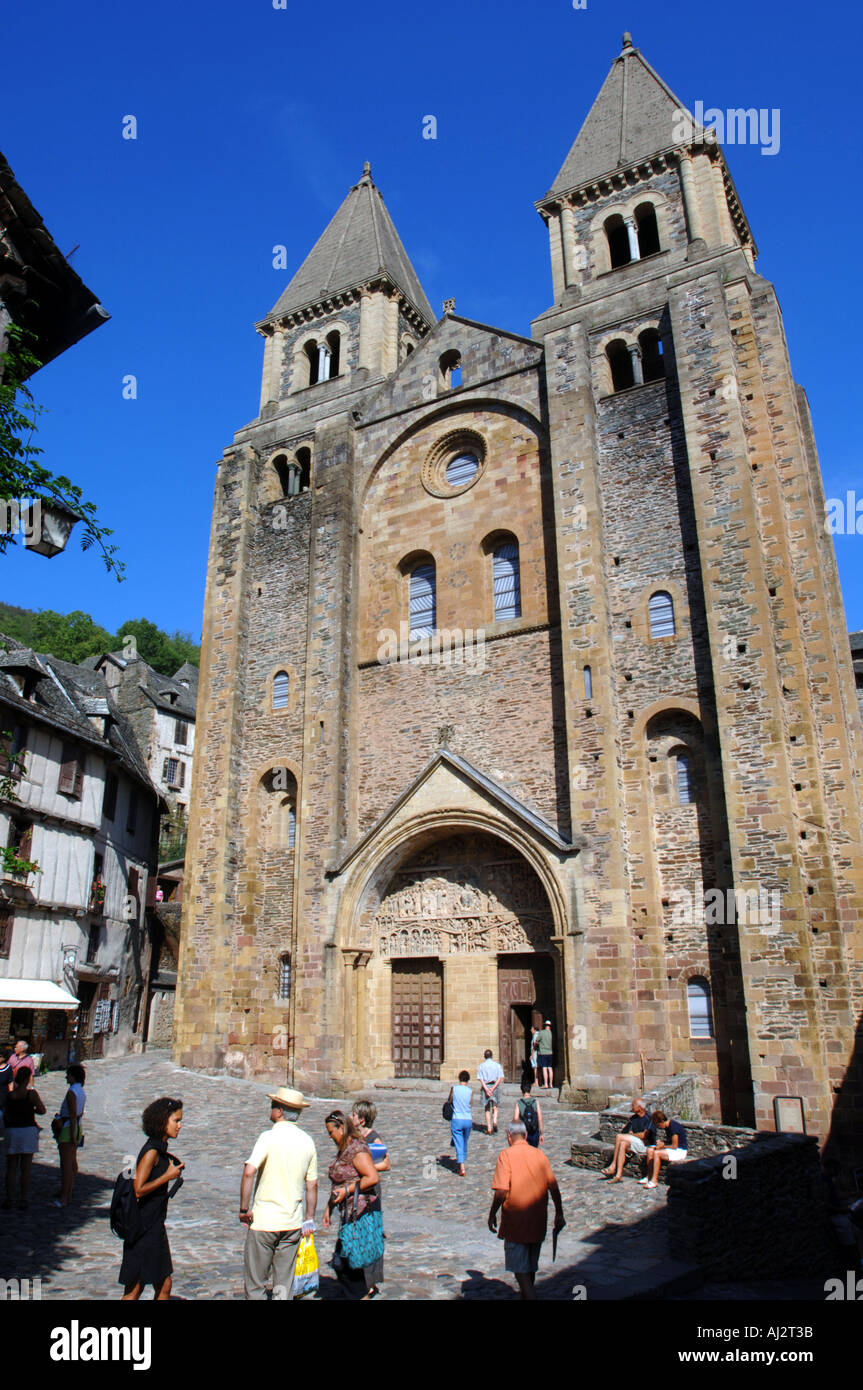 Cathedral in the village of Conques in Aveyron France Stock Photo - Alamy