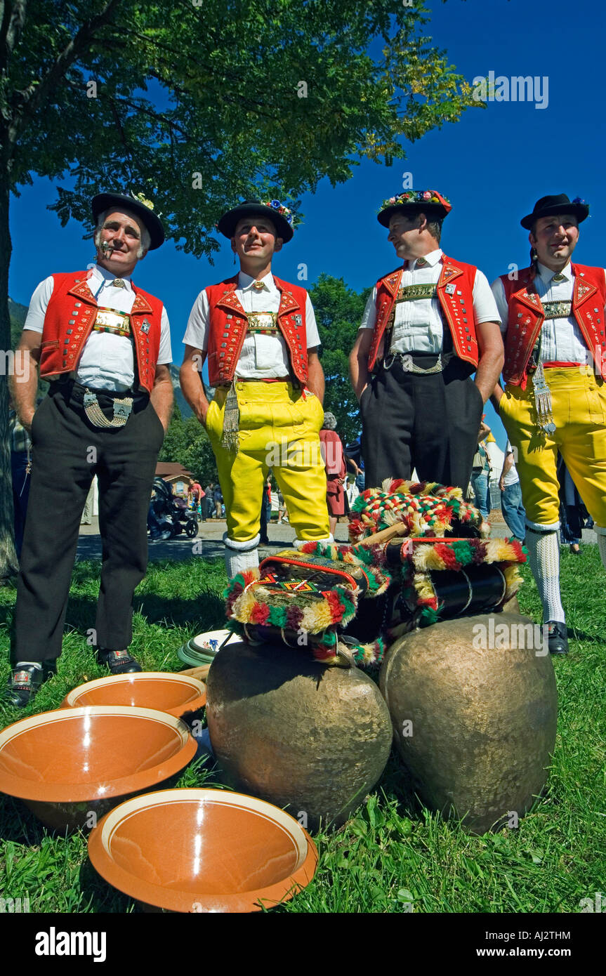 Cowbell ringers in traditional alpine costume at the Unspunnen ...